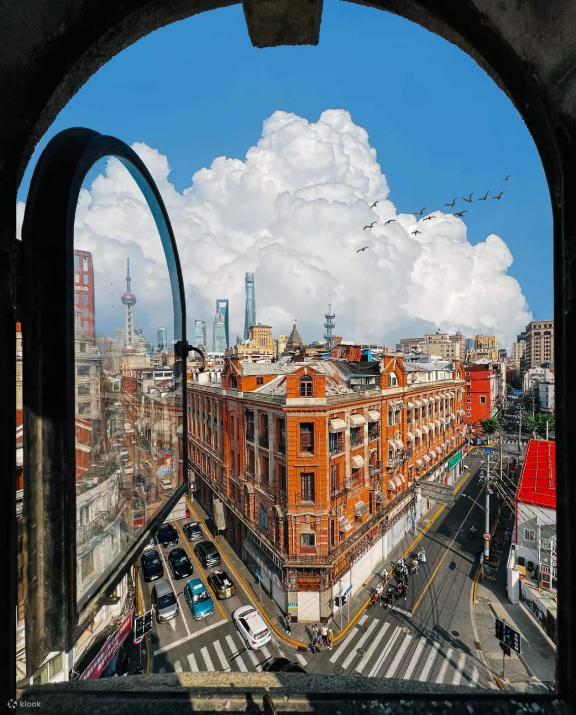 Shanghai Spring Street Citywalk (check in the most popular internet ...